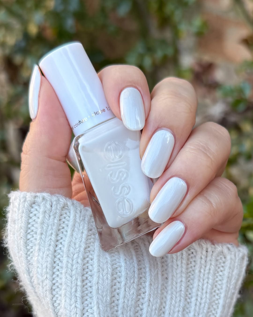 Buy Essie Gel Couture -First Fitting White Nail Polish | ILMP