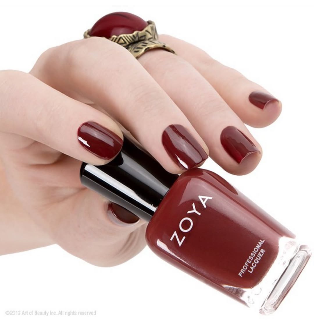 Buy Zoya- Pepper Red Nail Polish at Affordable Price at ILMP