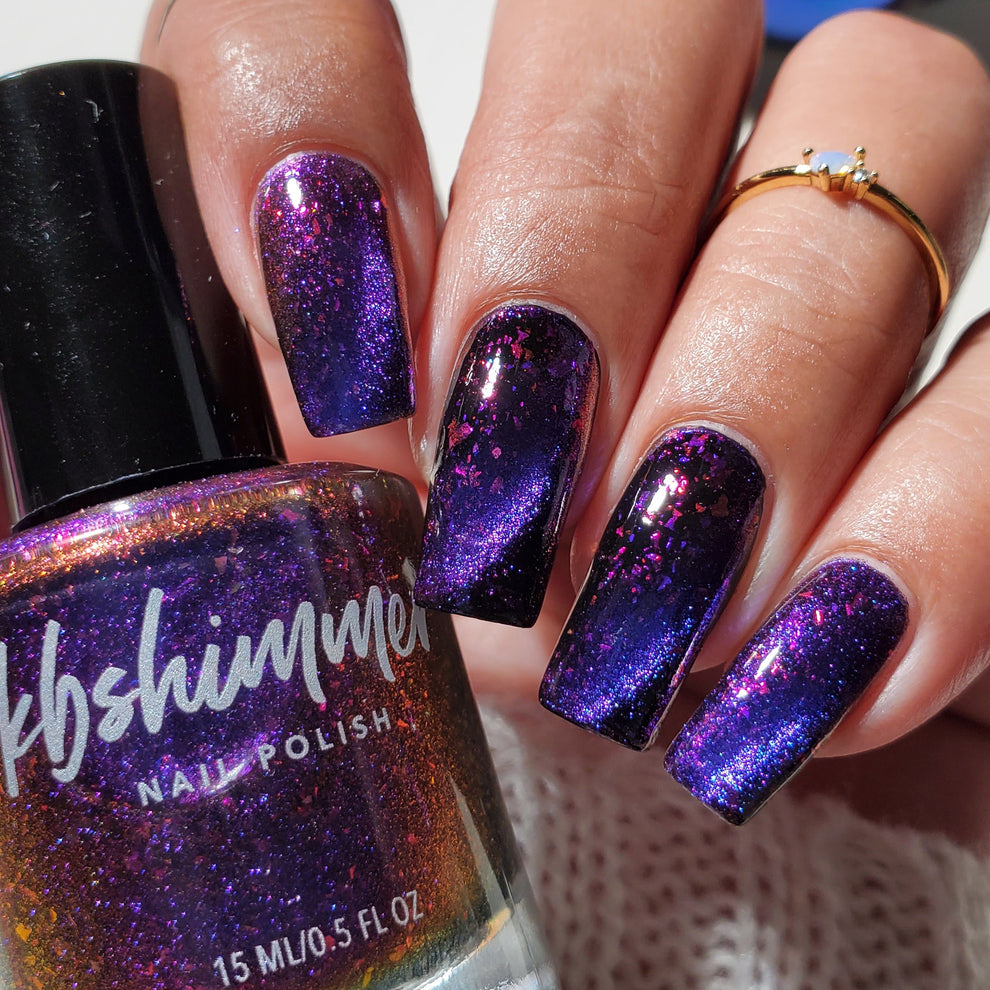 Check out KBShimmer's Magnetic Purple Nail Polish in India at ILMP